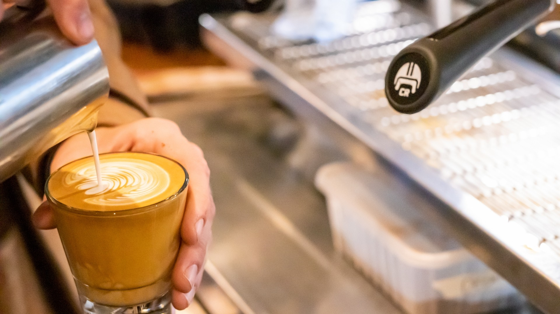 Shipping & Refunds - Evolve North